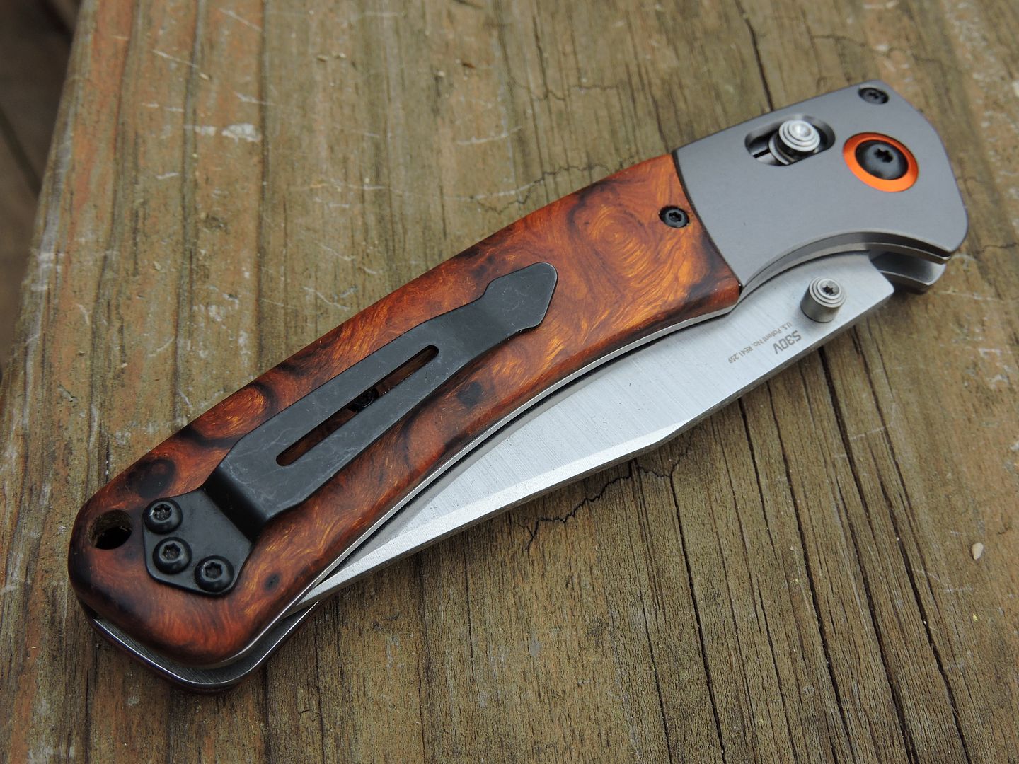 New BM Crooked River review, custom scales | BladeForums.com
