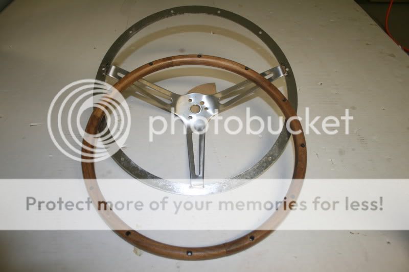 Finished look of the (custom wood) steering wheels I've been building ...