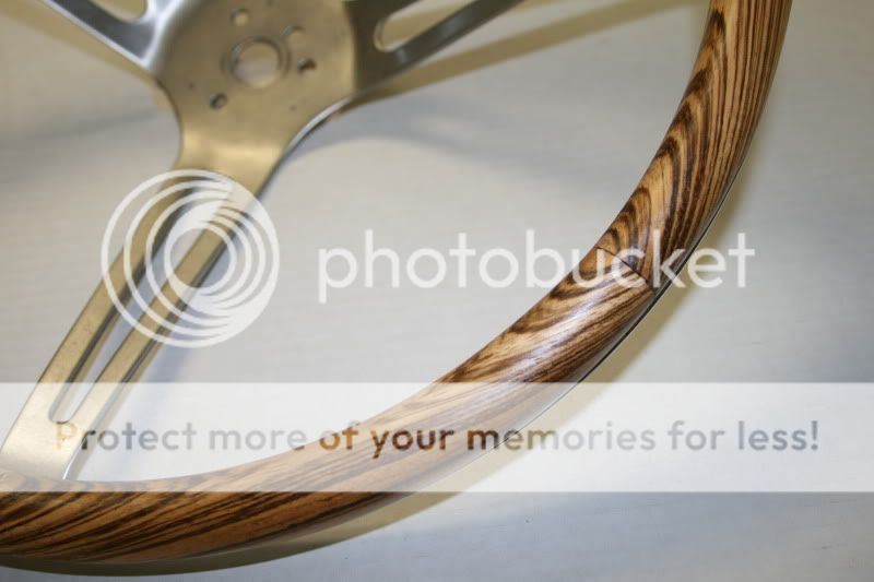 Finished look of the (custom wood) steering wheels I've been building ...