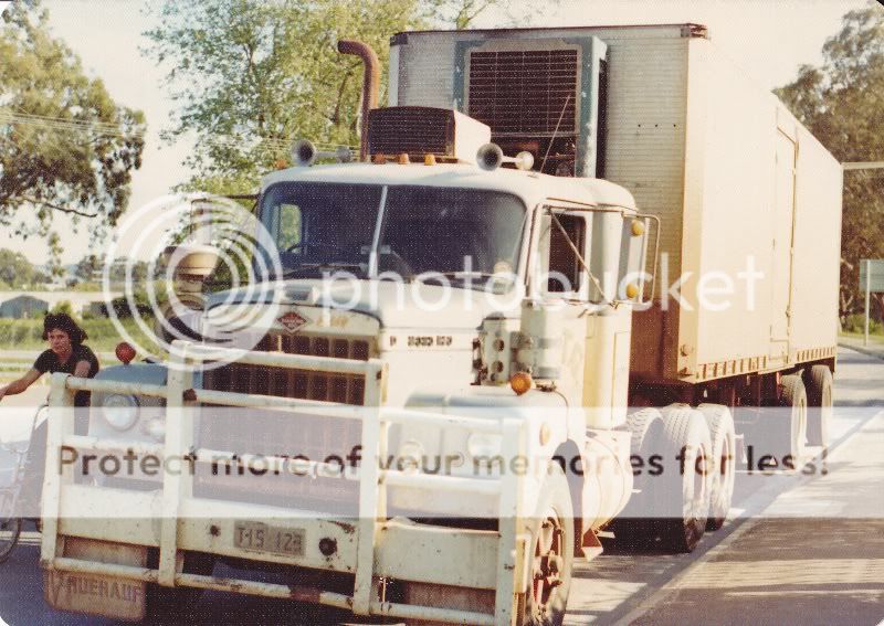 Diamond Reo C9064D - Forum - Historic Commercial Vehicle Club of Australia